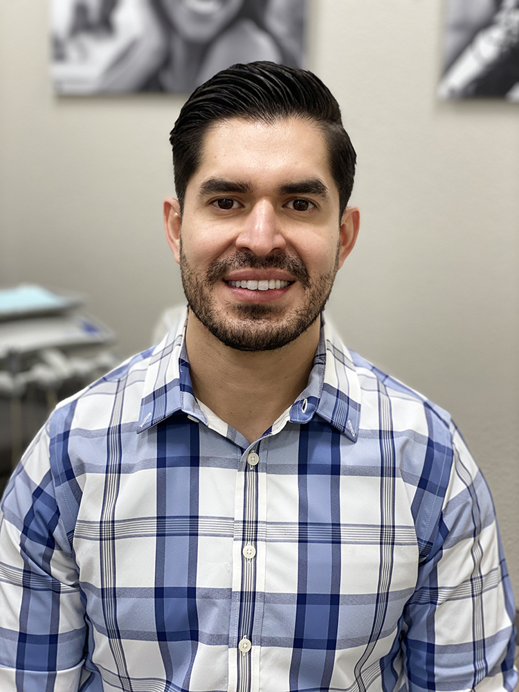 Dr. Ernesto Barbosa DMD – City Dental